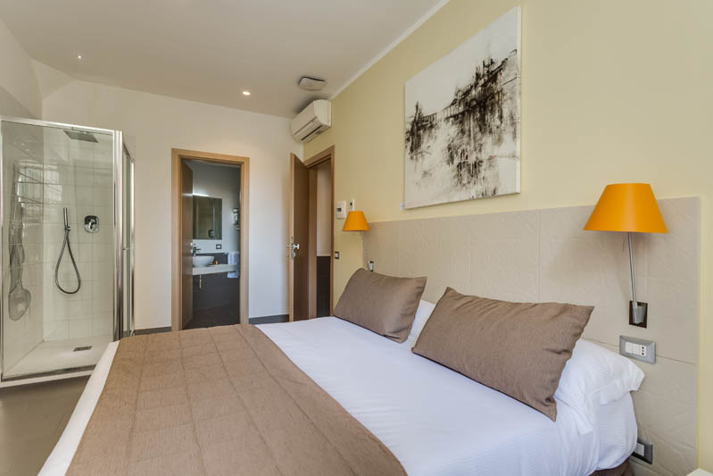 Small Double Room Trevi Palace Hotel small-double-room-trevi-palace-hotel